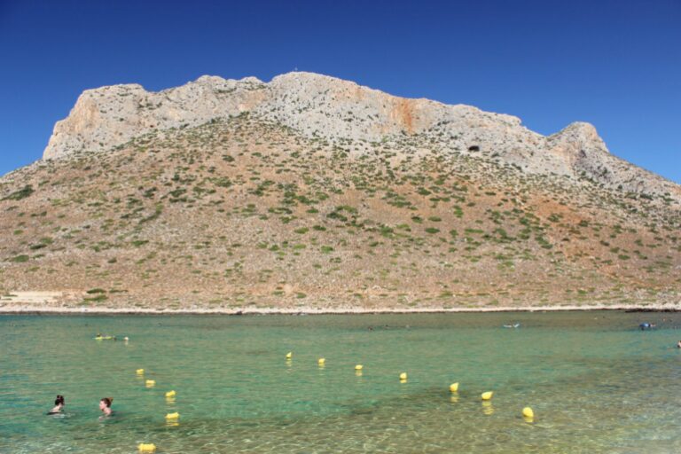 Σταυρός Χανίων - Η θρυλική παραλία του Αλέξη Ζορμπά